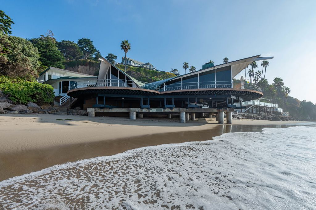 View Property - Malibu Locations - Representing Homes For Film, TV & Print